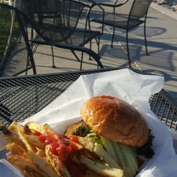 DOCKSIDE CAFE - Updated October 2025 - 237 Photos & 221 Reviews - 611 W ...