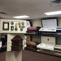 CASTILLO FUNERAL HOME - 520 N General McMullen Dr, San Antonio, Texas ...