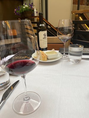 ELLINA - Updated July 2024 - 144 Photos & 244 Reviews - 430 E Hyman Ave ...