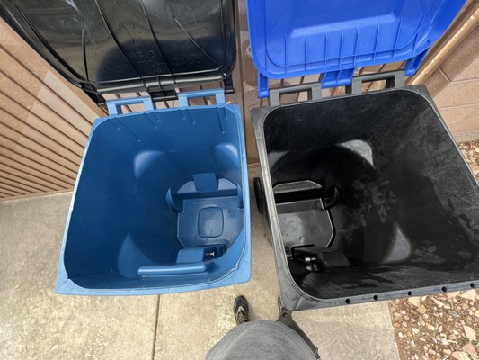 CLEAN N FRESH BINS - Updated December 2025 - 26 Photos & 37 Reviews ...