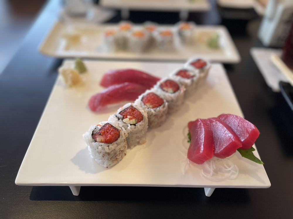 NOKU - Updated September 2025 - 547 Photos & 525 Reviews - 1607 Village ...