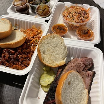 HEIRLOOM MARKET BBQ - Updated July 2024 - 1439 Photos & 1961 Reviews ...
