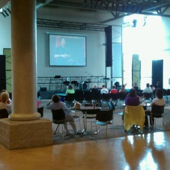 ROCKPOINTE COMMUNITY CHURCH - Updated May 2026 - 21 Photos - 38100 ...