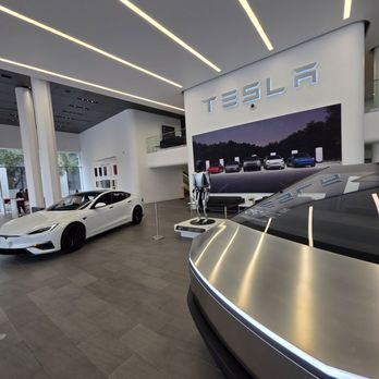 TESLA - Updated May 2026 - 87 Photos & 142 Reviews - 999 Van Ness Ave ...