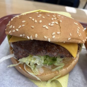 THE BURGERSTOP - Updated July 2024 - 524 Photos & 642 Reviews - 2302 S ...