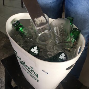 FRANDY BEACH BAR - Updated December 2025 - 14 Photos - 363,Gerai kilat ...