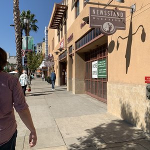 VROMAN’S BOOKSTORE - 663 Photos & 732 Reviews - Bookstores - 695 E ...