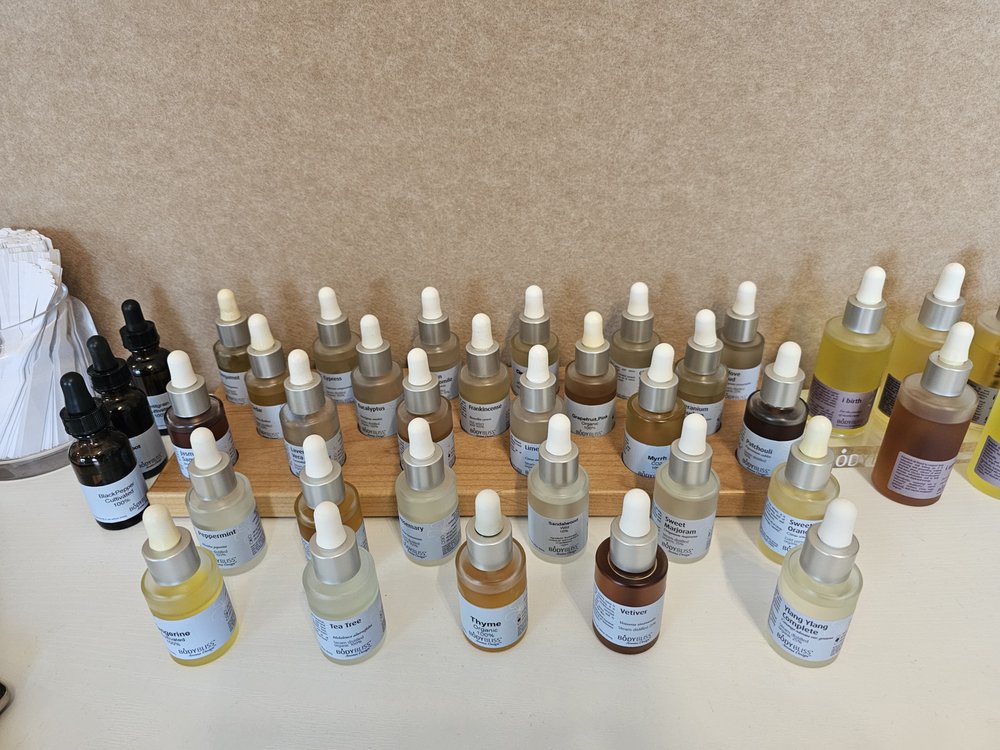 THE AROMAROOM - Updated September 2025 - 198 Photos & 43 Reviews - 762 ...