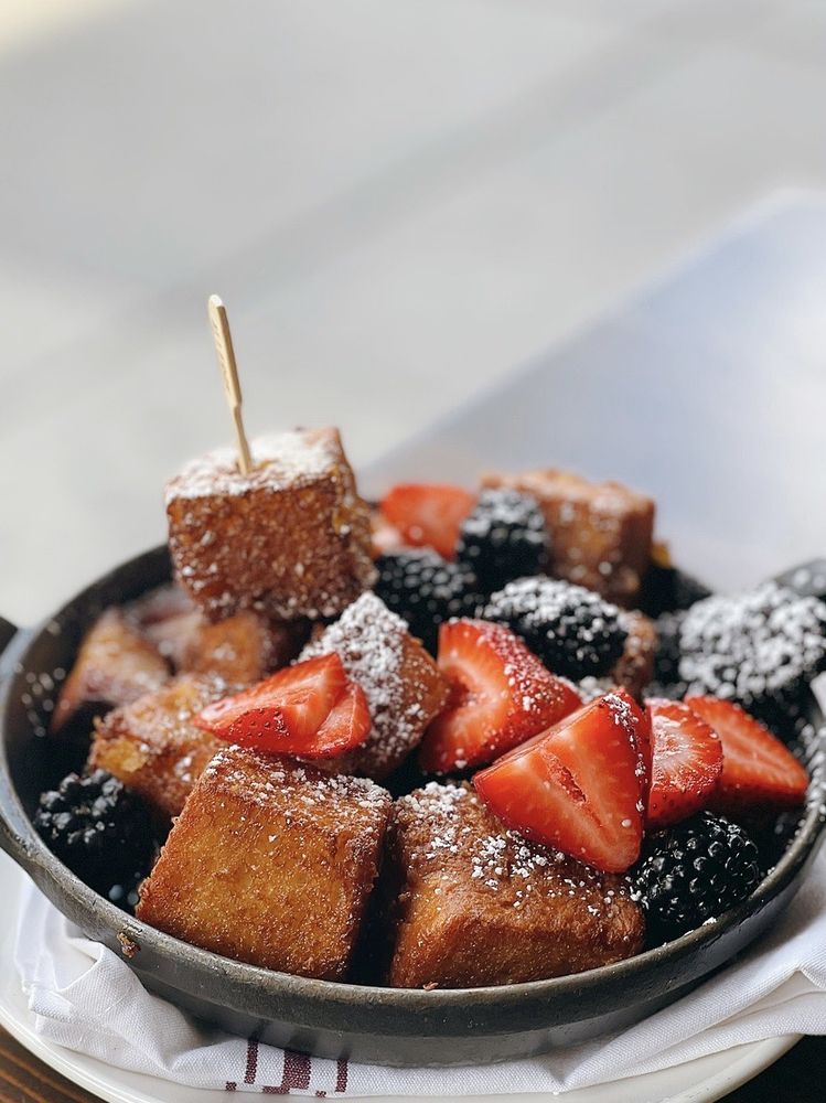 LINCOLN TAVERN AND RESTAURANT - 1160 Photos & 1098 Reviews - 425 W ...