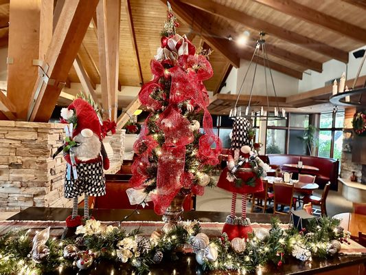 CEDAR CREEK INN - 1007 Photos & 978 Reviews - 20 Pointe Dr, Brea ...