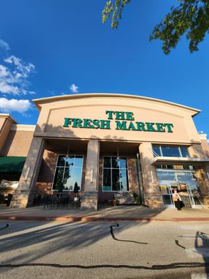 THE FRESH MARKET - Updated August 2024 - 87 Photos & 52 Reviews - 2203 ...