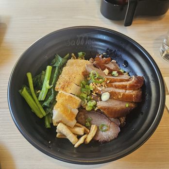 BA MEE THAI NOODLE HOUSE - Updated December 2024 - 151 Photos & 77 ...