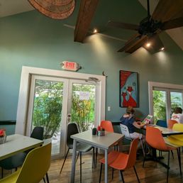 MOONDOG CAFE & BAKERY - Updated December 2025 - 2039 Photos & 1402 ...