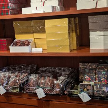 COMMODORE CHOCOLATIER - Updated January 2026 - 26 Photos & 46 Reviews ...