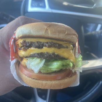 IN-N-OUT BURGER - Updated January 2026 - 131 Photos & 119 Real Reviews ...