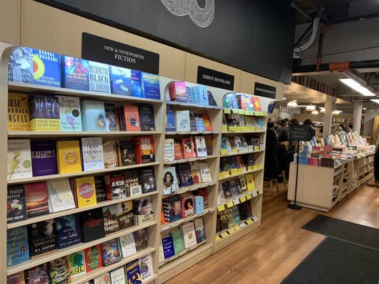 TRIDENT BOOKSELLERS & CAFÉ - 889 Photos & 1944 Reviews - Bookstores ...