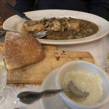 AVVIO - Updated October 2024 - 159 Photos & 151 Reviews - 4358 N Elston ...