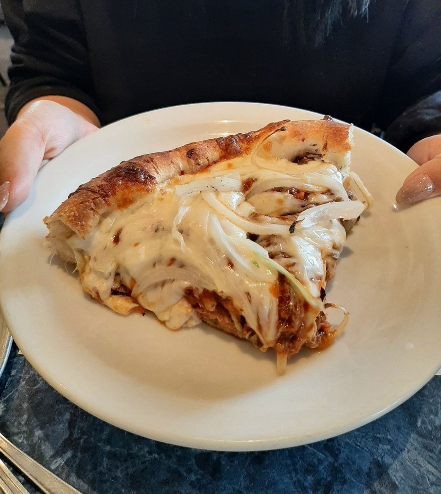 PIZZERIA LE GRAND CONSTANT - Updated August 2024 - 2711 Saint-Charles ...
