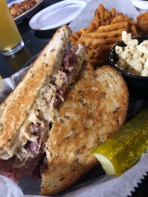 THE STADIUM SPORTS BAR & GRILL - Updated July 2025 - 30 Reviews - 1 ...