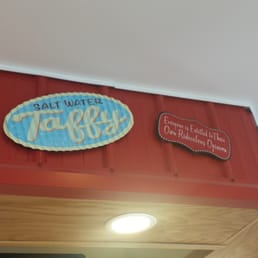 ZAHZ PIZZA - Updated May 2025 - 78 Photos & 123 Reviews - 596 Cayuga Rd ...