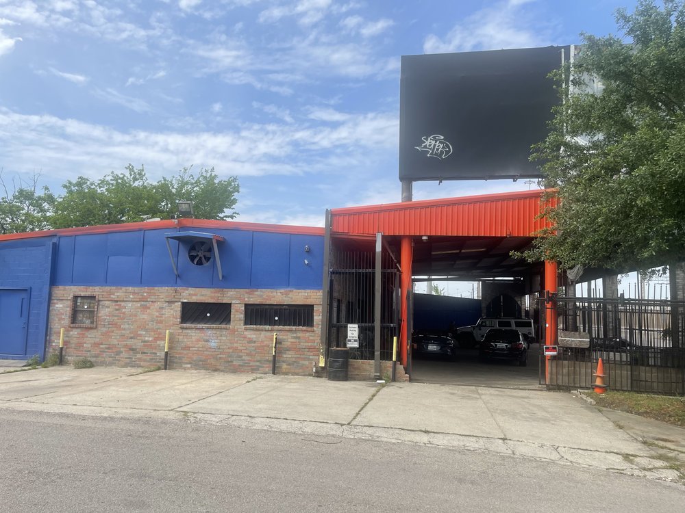 AUTO COLLISION - Updated June 2025 - Request a Quote - 2207 Eastex Fwy ...