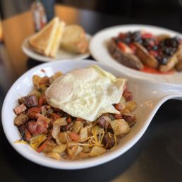 HAVEN HAUS CAFE - Updated July 2024 - 937 Photos & 840 Reviews - 7890 ...