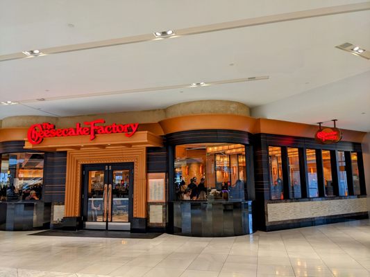 THE CHEESECAKE FACTORY - Updated June 2025 - 1539 Photos & 930 Reviews ...