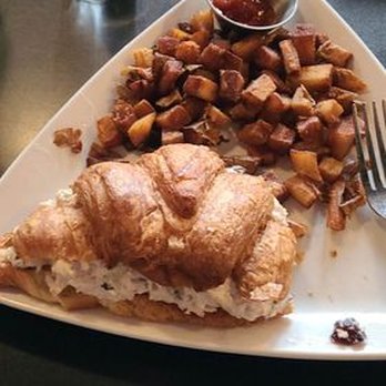 THE BRASSERIE BAR AND BISTRO - Updated August 2025 - 137 Photos & 143 ...