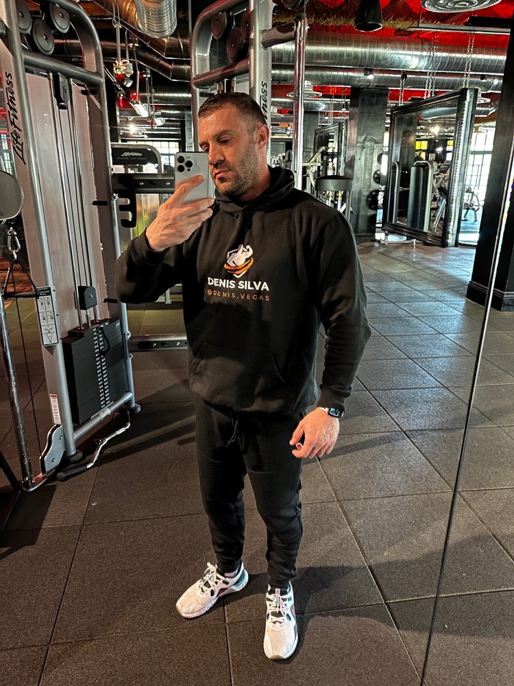 KILO CLUB - Updated December 2025 - 53 Photos & 121 Reviews - 410 S ...