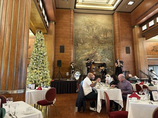 THE QUEEN MARY’S ROYAL SUNDAY BRUNCH - Updated April 2026 - 1062 Photos ...
