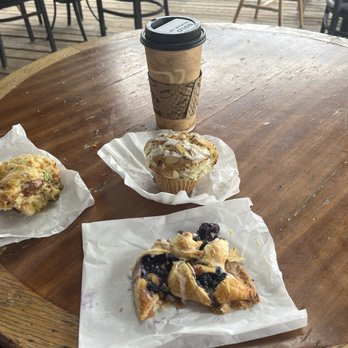 MOUNTAIN GOAT COFFEE - Updated May 2025 - 100 Photos & 149 Reviews ...