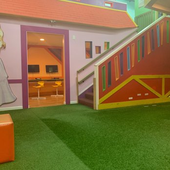 MAGIC GROUND - Updated September 2025 - 113 Photos & 66 Reviews - 3100 ...