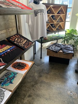 CUKUI CLOTHING & ART GALLERY - Updated August 2025 - 106 Photos & 84 ...