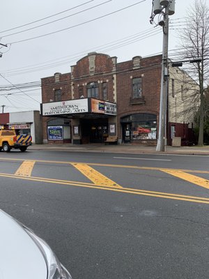 SMITHTOWN CENTER FOR THE PERFORMING ARTS - 20 Photos & 28 Reviews - 2 E ...