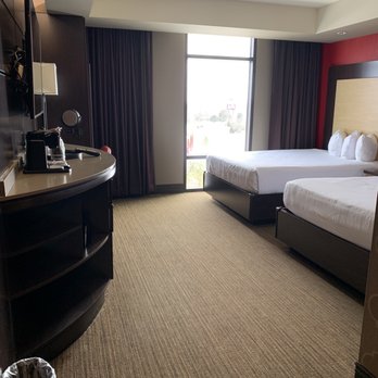 CHEROKEE CASINO & HOTEL ROLAND - Updated December 2025 - 65 Photos & 59 ...