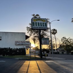 VARSITY BURGER - Updated March 2026 - 547 Photos & 882 Reviews - 600 W ...
