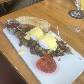 AZUR - Updated August 2025 - 328 Photos & 421 Reviews - 425 Grinnell St ...