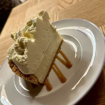 BLUEBIRD - Updated September 2024 - 89 Photos & 68 Reviews - 218 Lynx ...