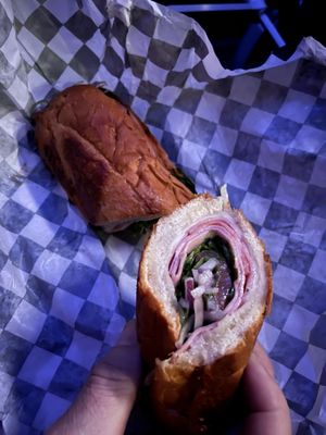 BOZZELLI’S ITALIAN DELI-VERMONT AVE - Updated December 2025 - 287 ...