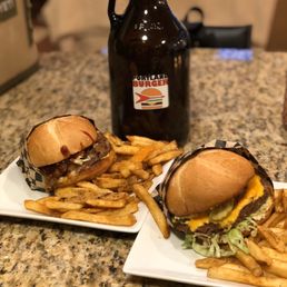 PORTLAND BURGER - 857 Photos & 652 Reviews - 304 SW 2nd Ave, Portland ...