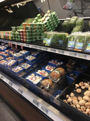 COMMISSARY - FORT CARSON - Updated December 2025 - 16 Photos & 25 ...