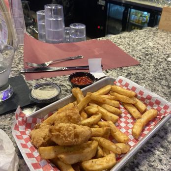 RAE ROCK’S BAR & GRILL - Updated December 2025 - 57 Photos & 36 Reviews ...