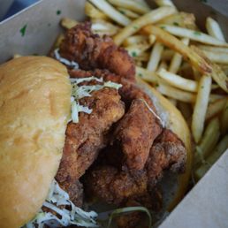 900 GRAYSON - Updated July 2024 - 1940 Photos & 2286 Reviews - 900 ...