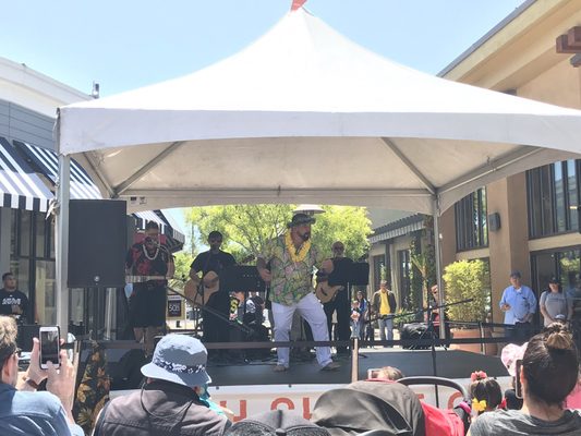 ALAMEDA SOUTH SHORE CENTER - 184 Photos & 71 Reviews - Shopping Centers ...