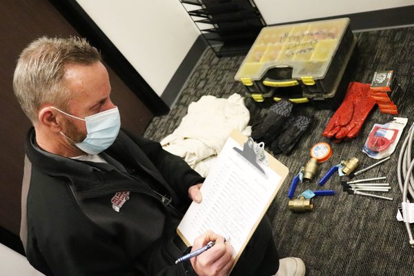 BILL METZGER PLUMBING - 84 Photos & 182 Reviews - 1001 Calle Recodo ...