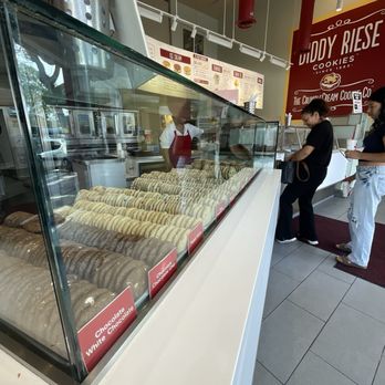 DIDDY RIESE COOKIES - Updated October 2025 - 3503 Photos & 5930 Reviews ...