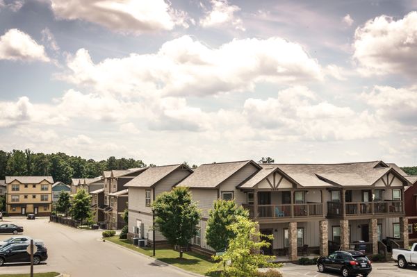 REDPOINT RALEIGH - Updated December 2025 - 40 Photos & 17 Reviews - 10 ...