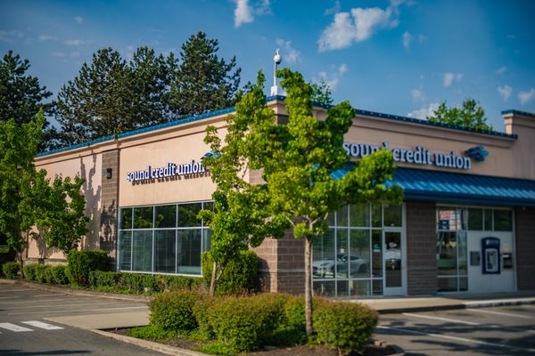 SOUND CREDIT UNION - Updated December 2025 - 21 Reviews - 1202 Outlet ...