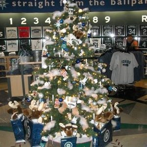MARINERS TEAM STORE - 45 Photos & 23 Reviews - 1250 1st Ave S, Seattle ...