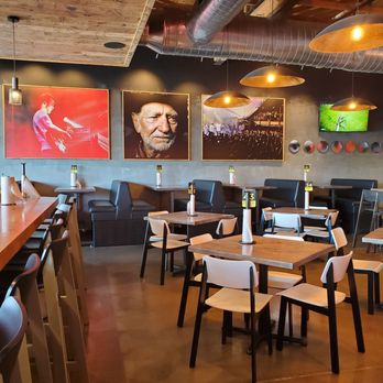 HOPDODDY BURGER BAR - Updated September 2025 - 48 Photos & 31 Reviews ...